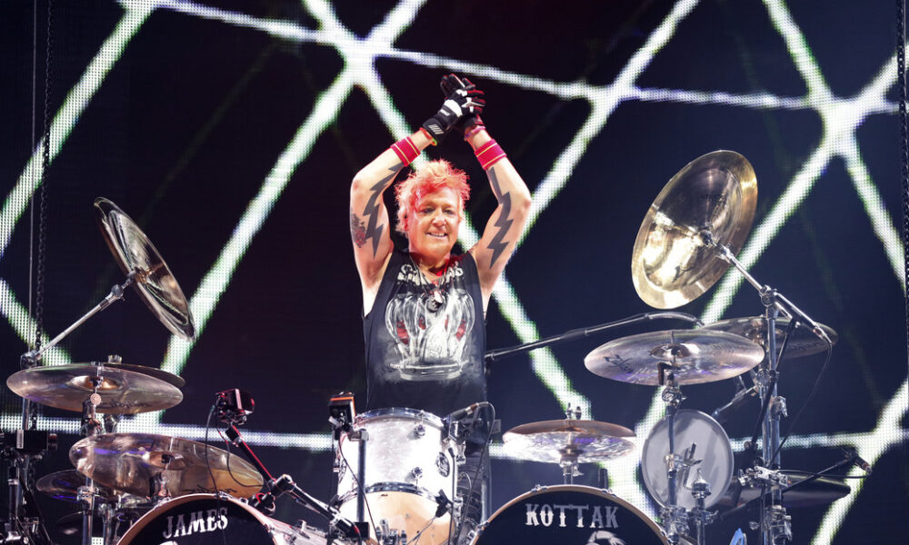 Muere James Kottak a los 61 años, exbatería de Scorpions - Cinco Radio
